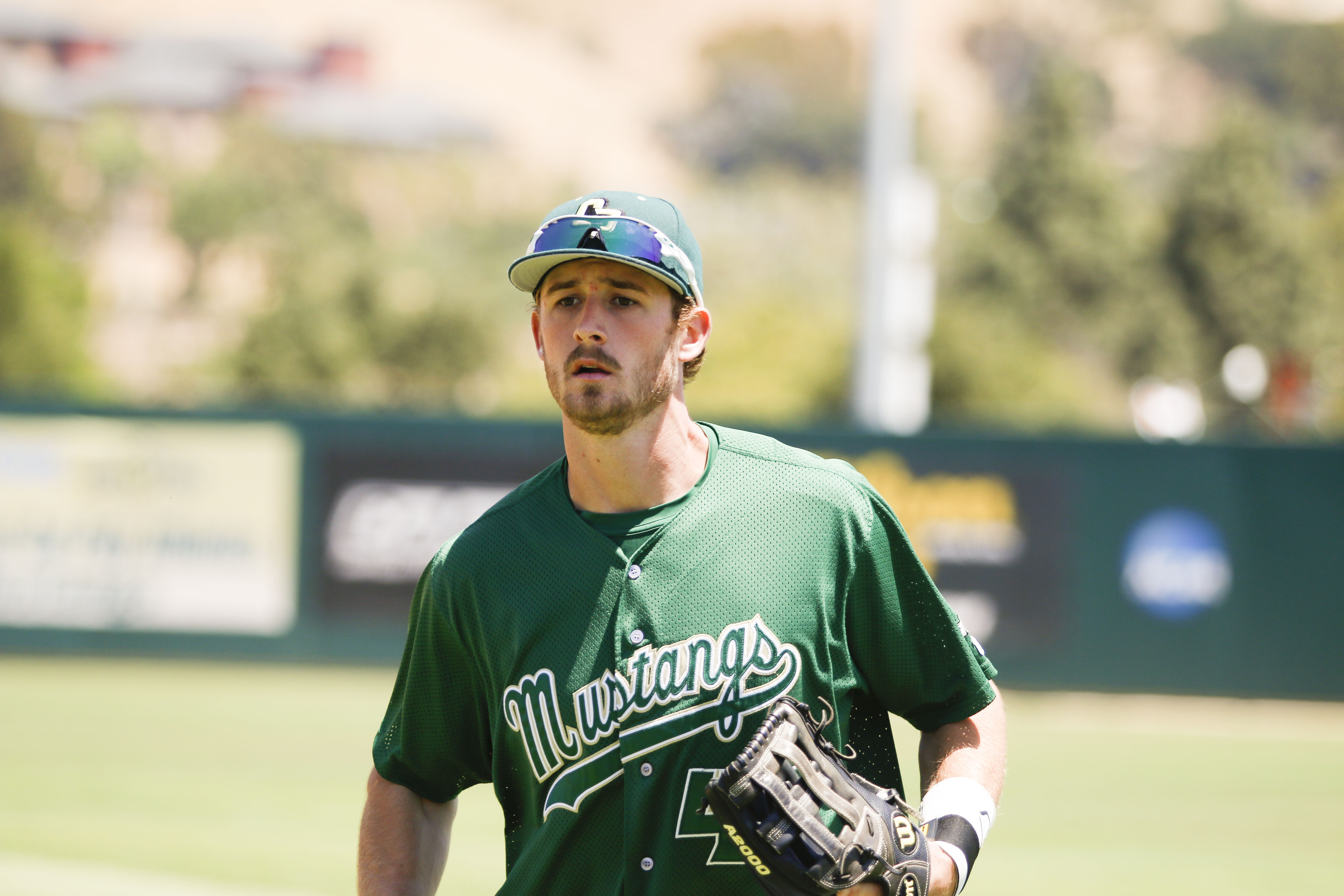 Photos – Cal Poly vs. Sacramento State Elimination Game - Fansmanship