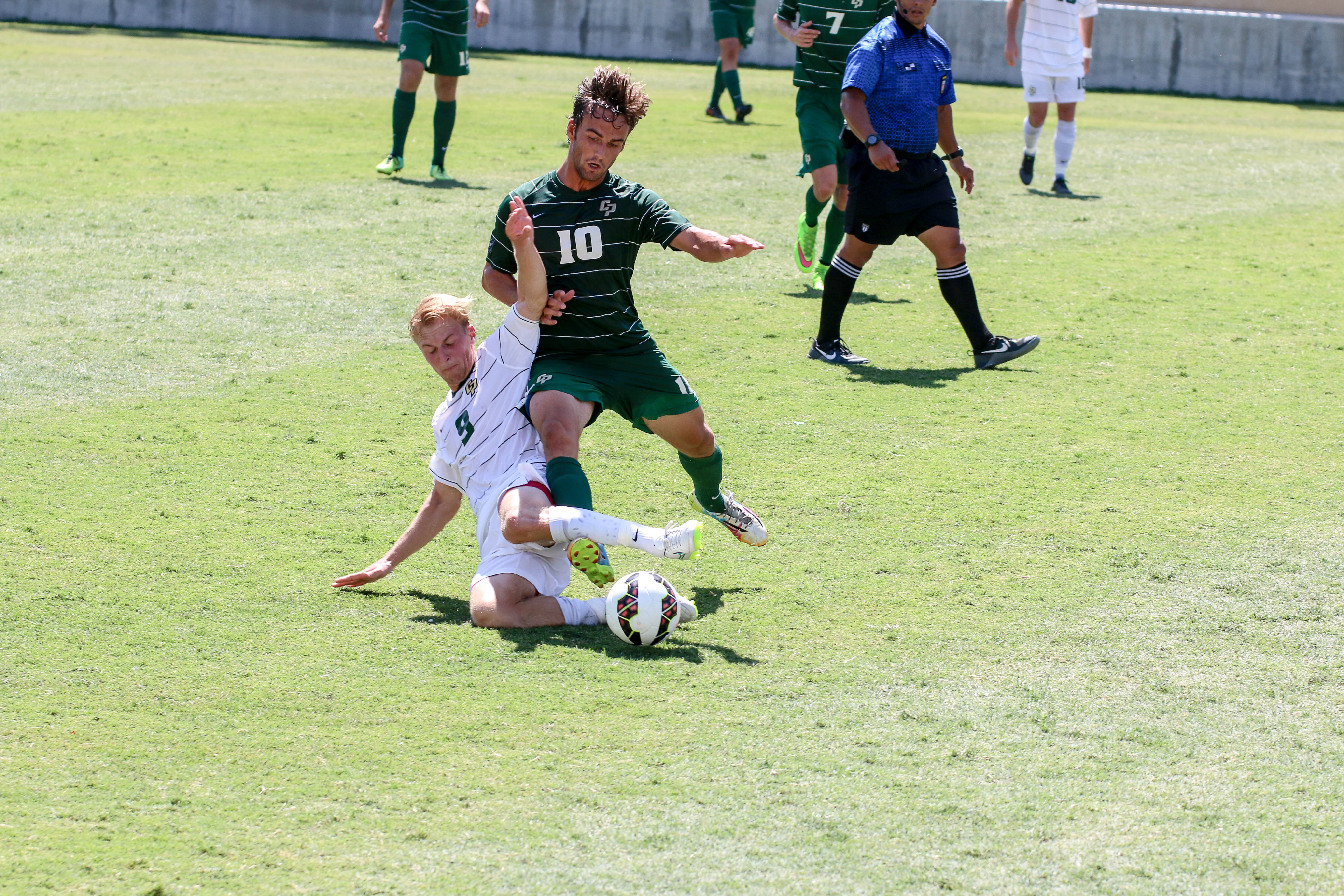 Photos: Cal Poly Men’s Soccer Scrimmage - Fansmanship